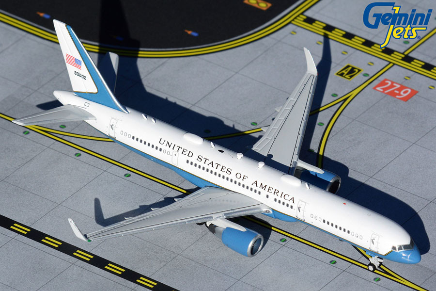 US Air Force C-32A (B757-200) GJAFO1635 GeminiJets 1:400 » AviaMini México