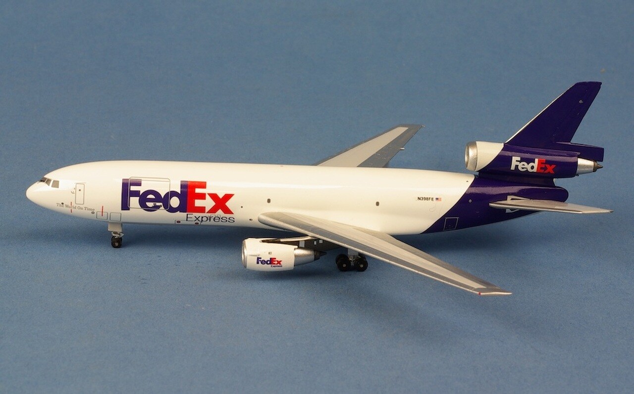 Federal Express (FedEx) DC-10-10F ACN398FE AeroClassics 1:400 ...