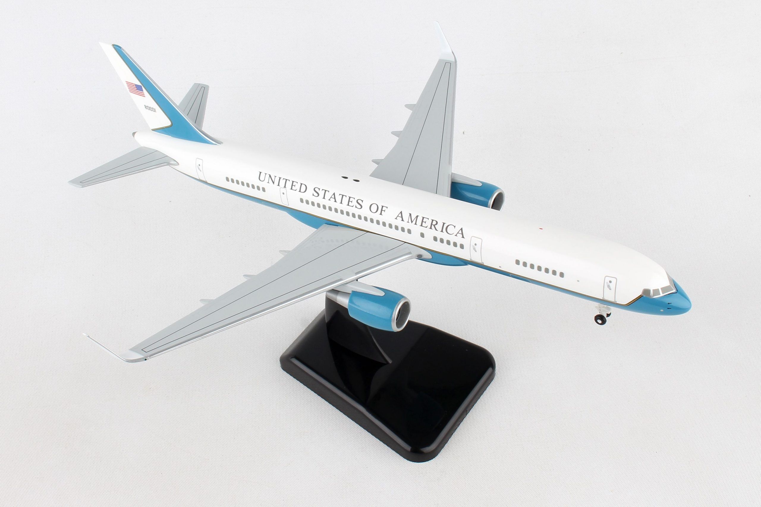 US Air Force B757-200(W) (C-32A) HG10260G Hogan Wings 1:200 » AviaMini ...