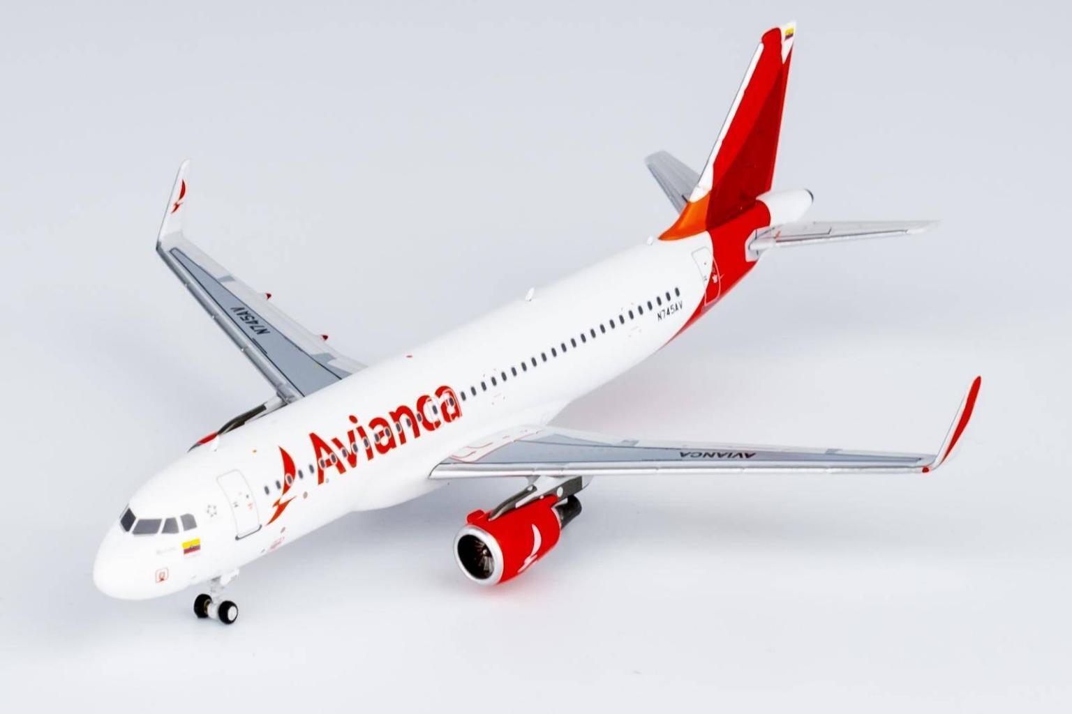 Avianca A320-200 con Sharklets NG15028 NG Model 1:400 » AviaMini México